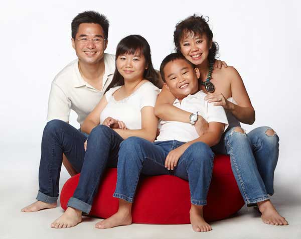 Pageant Queen walks for Slipper Race 2012 – Project Happy Feet